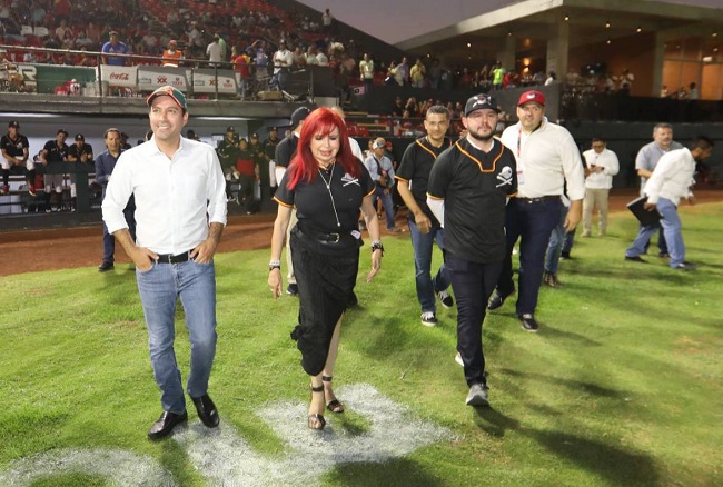VILA DOSAL PARTICIPA EN LA REAPERTURA DEL PARQUE DE BÉISBOL "NELSON ...